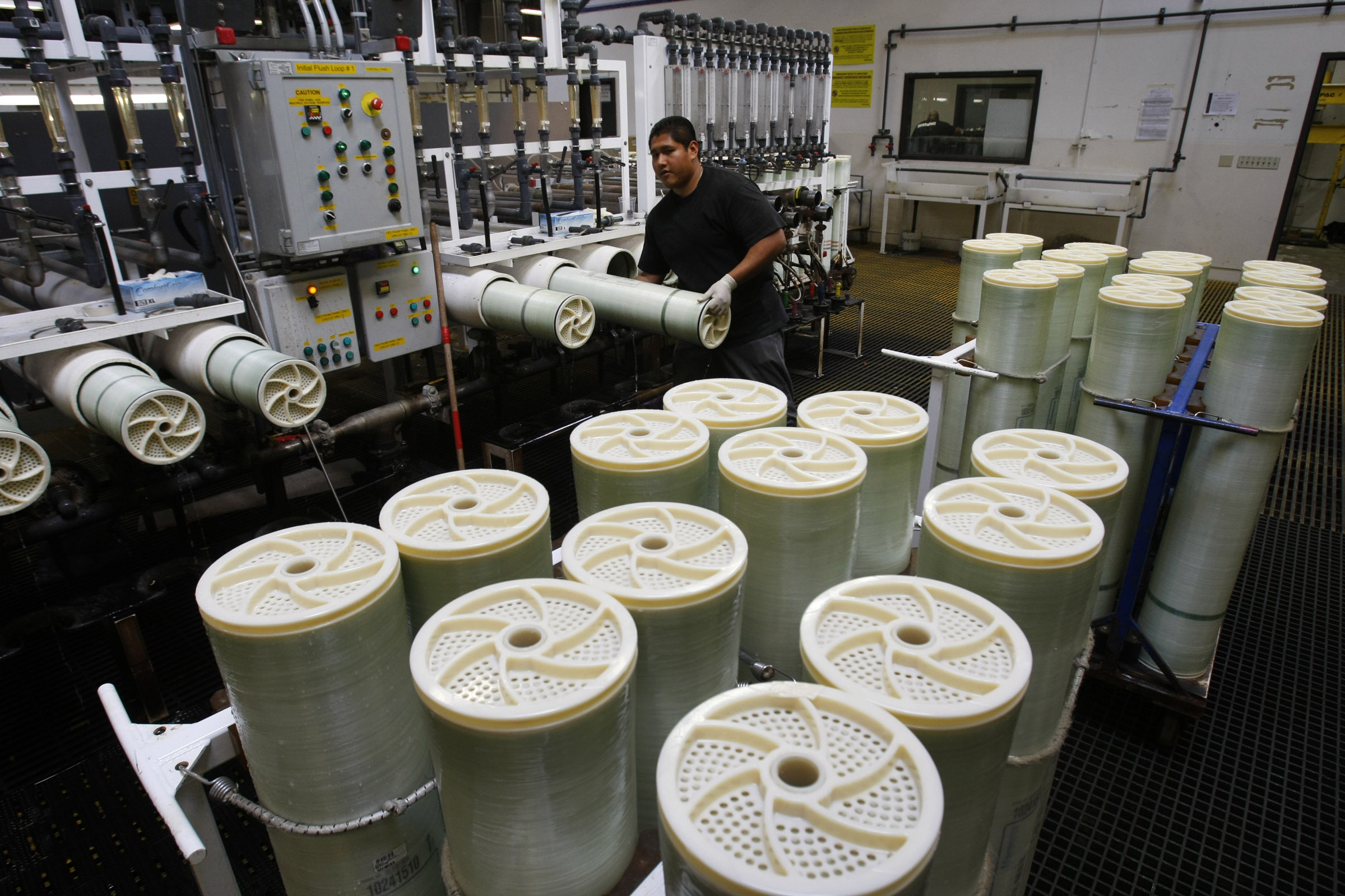 New Desalination Process Could Extract Vital Battery Material: — Water ...